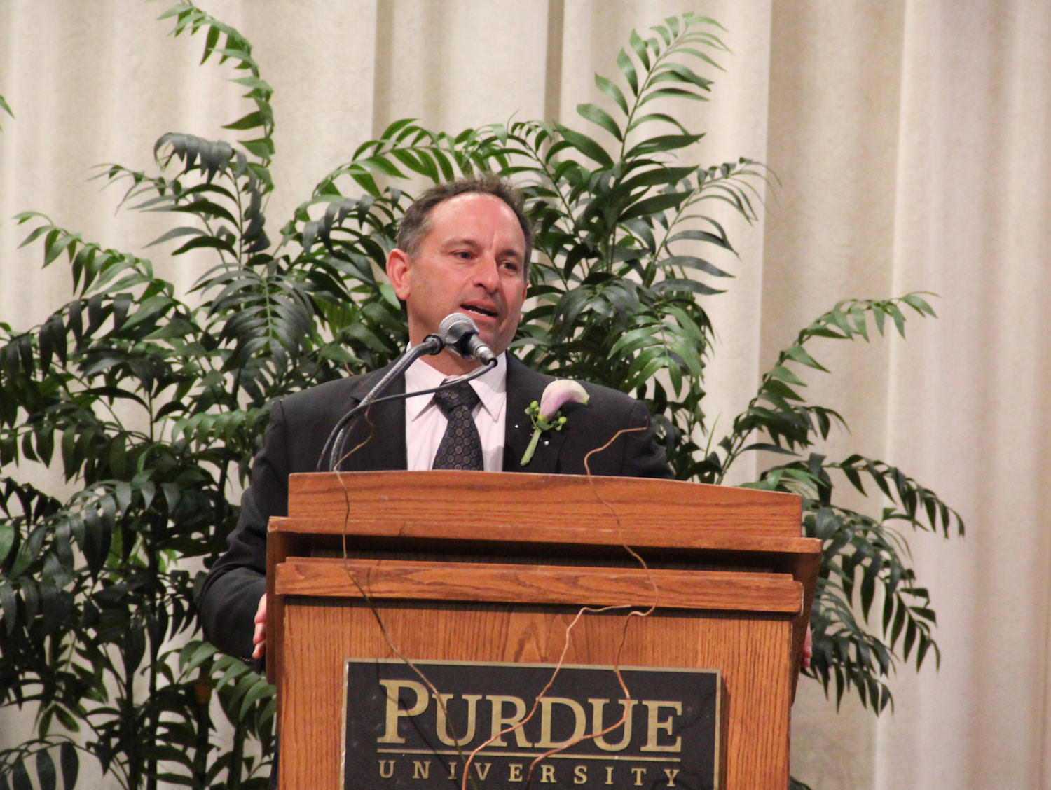 Purdue Plant Phenotyping Facility Receives Gift from AgReliant Genetics ...